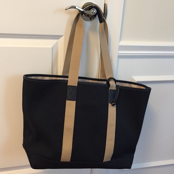 Michael Kors Collection | Bags | Michael Kors Bryce Large Grab Bag Navy ...